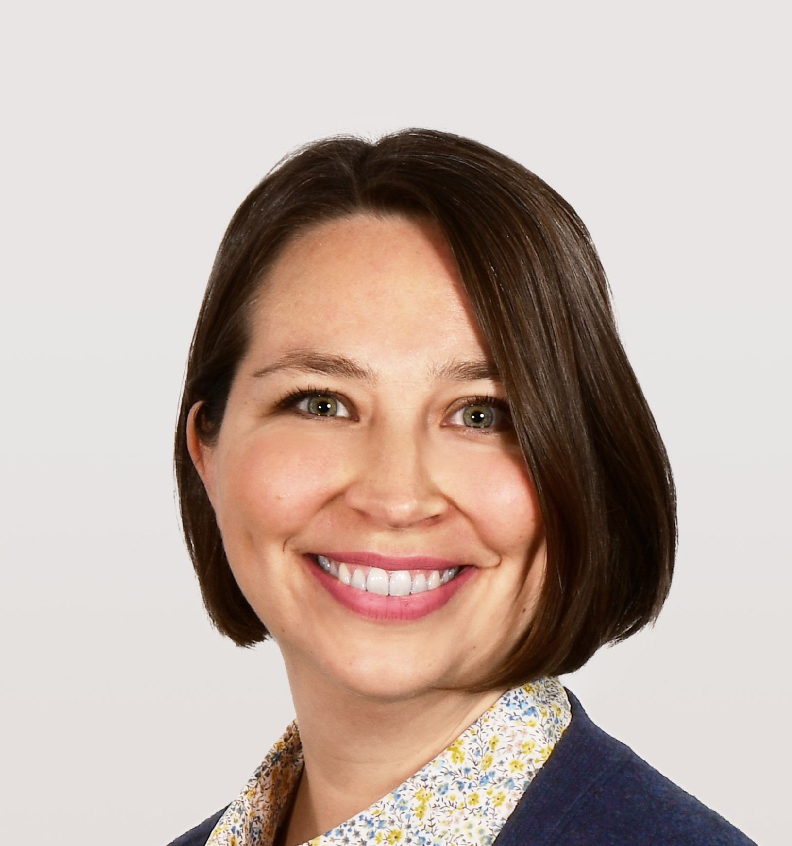 Paula Heffernan | Asiantuntijat | Pihlajalinna