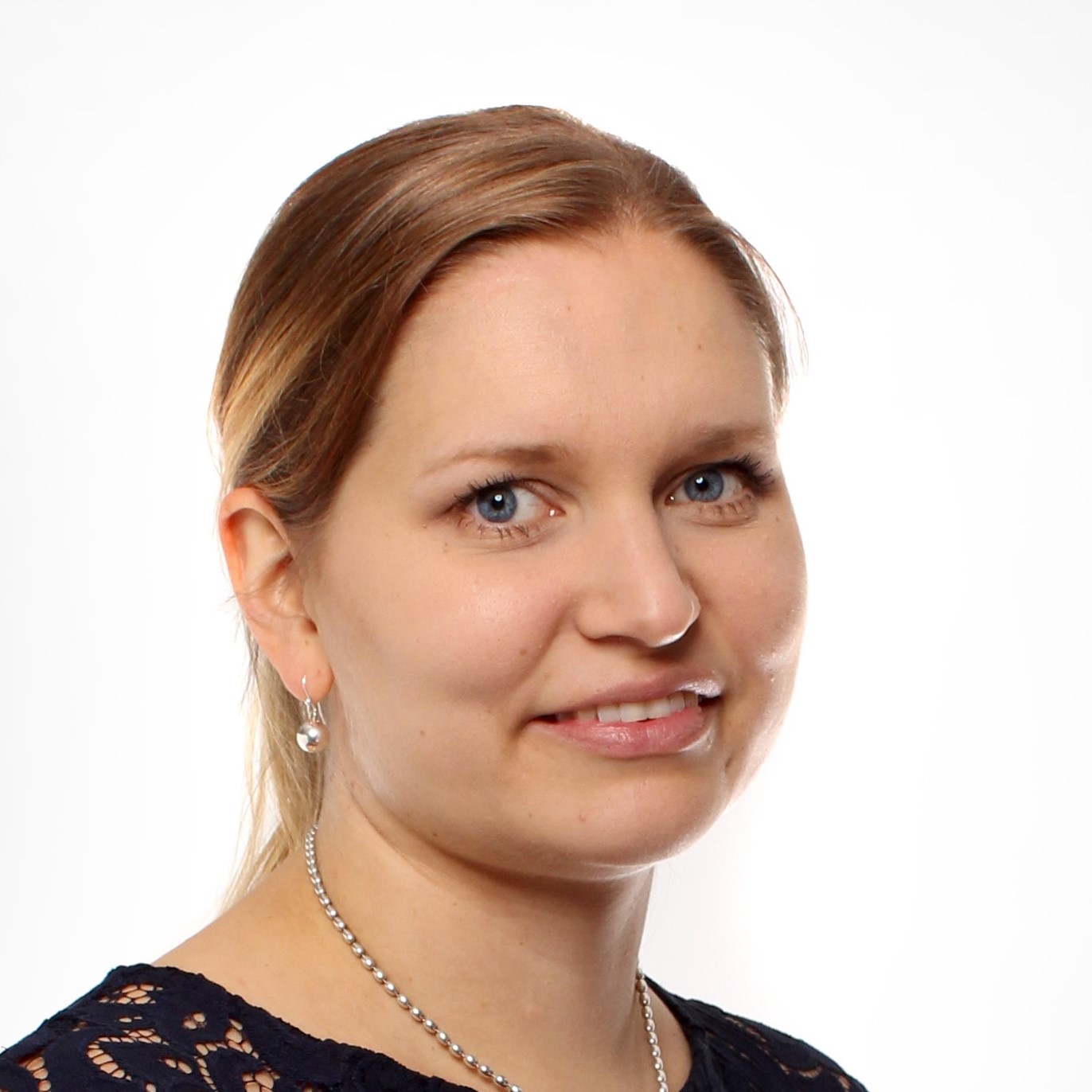 Nina Elonen | Asiantuntijat | Pihlajalinna