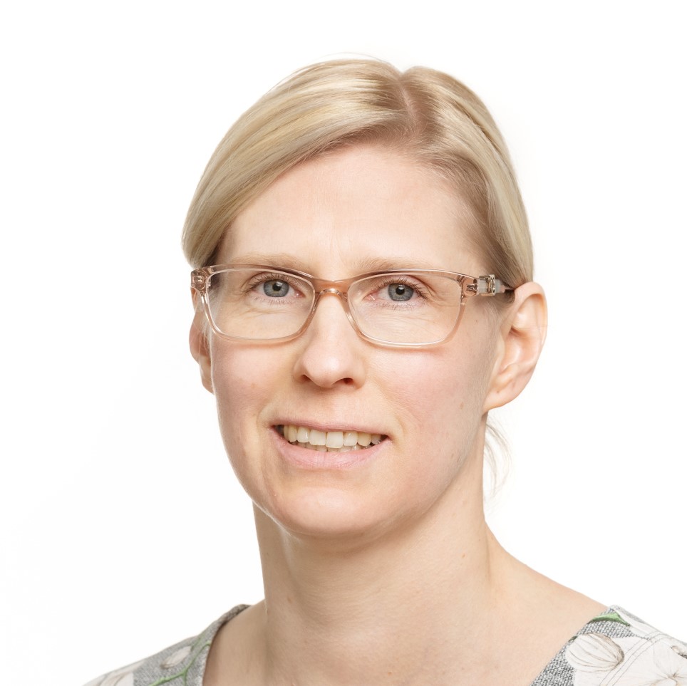 Sanna Kujala | Asiantuntijat | Pihlajalinna