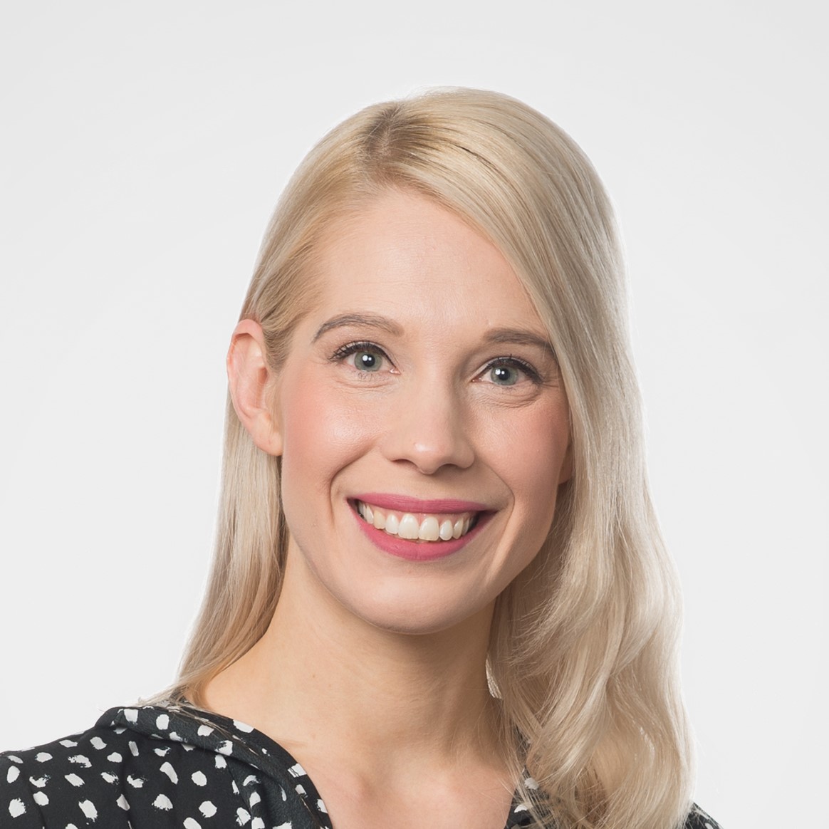 Emmi Pentti-Tiiri | Asiantuntijat | Pihlajalinna