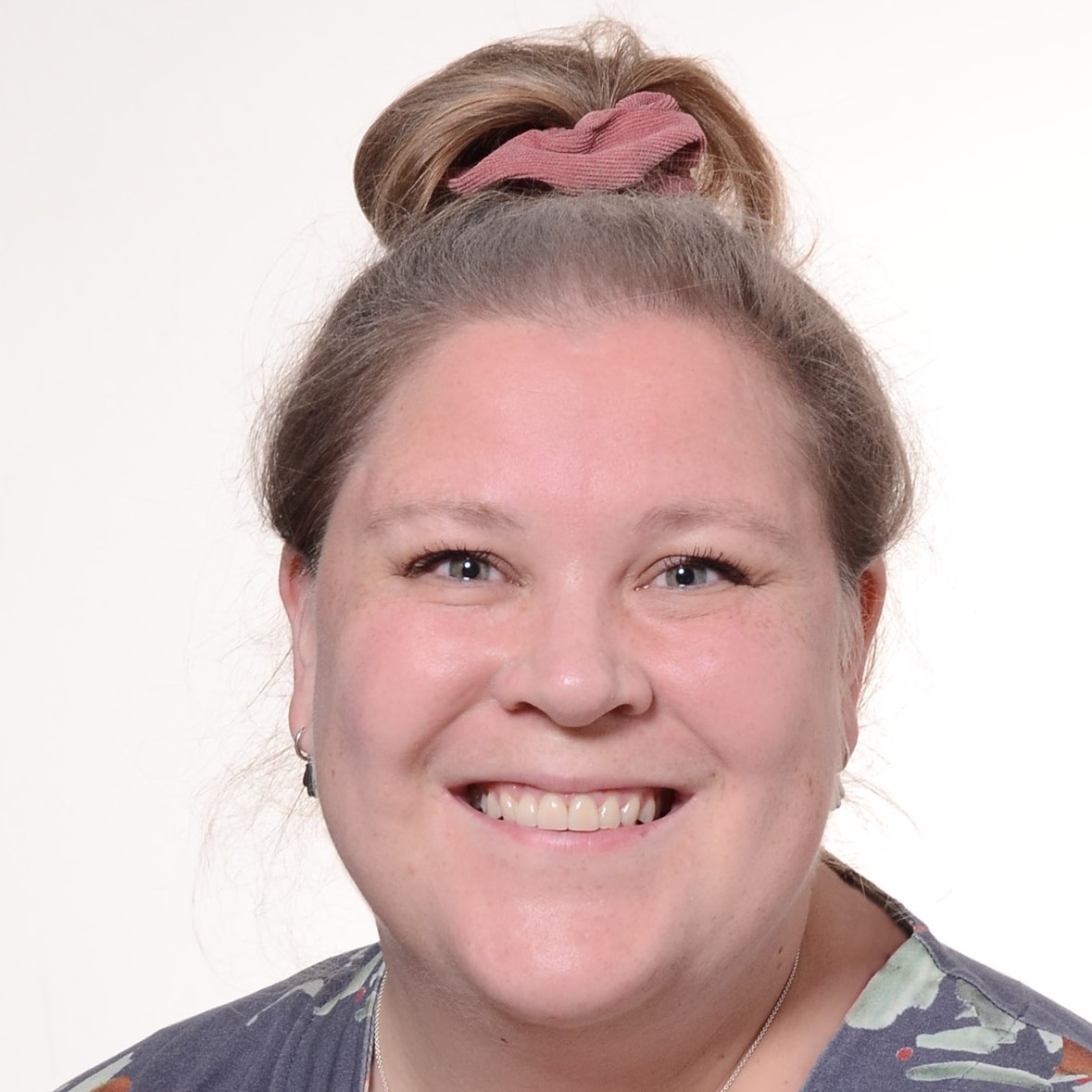 Anna Tuiskula | Asiantuntijat | Pihlajalinna